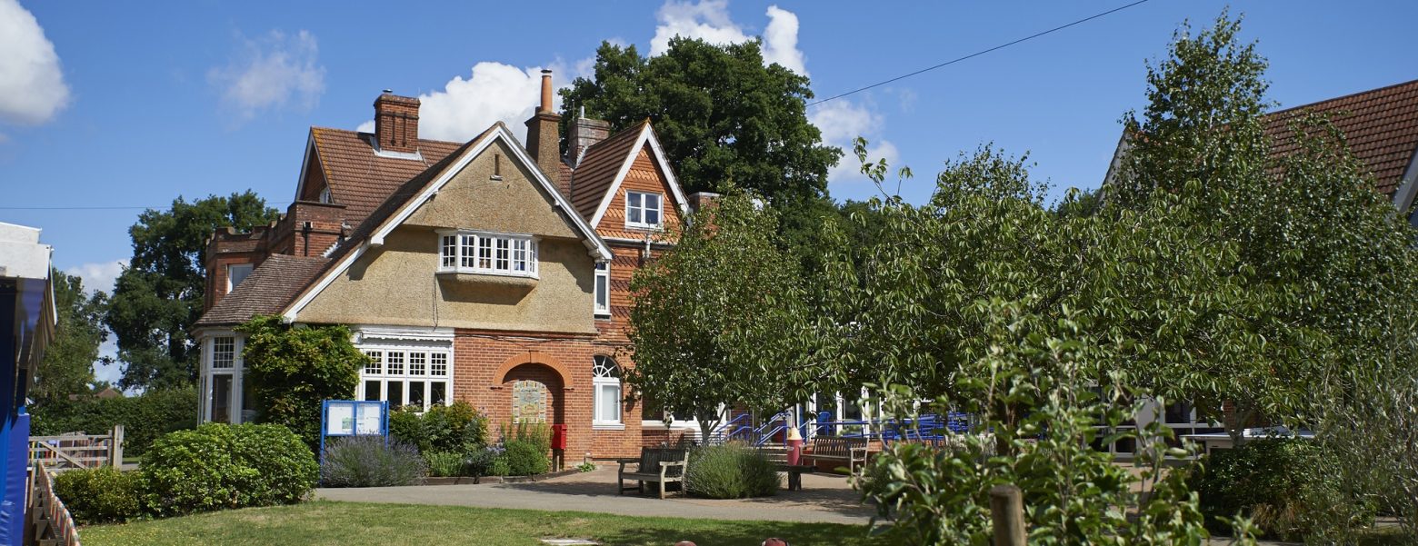 Contact | Independent Day School, Guildford | Longacre School